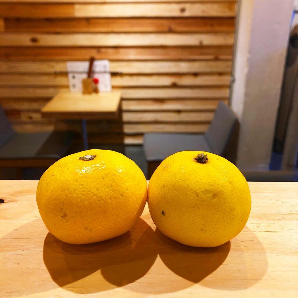 昨日はメルティーキッスを頂いて、今日はみかんを頂いて、、 / SAKASA千歳烏山